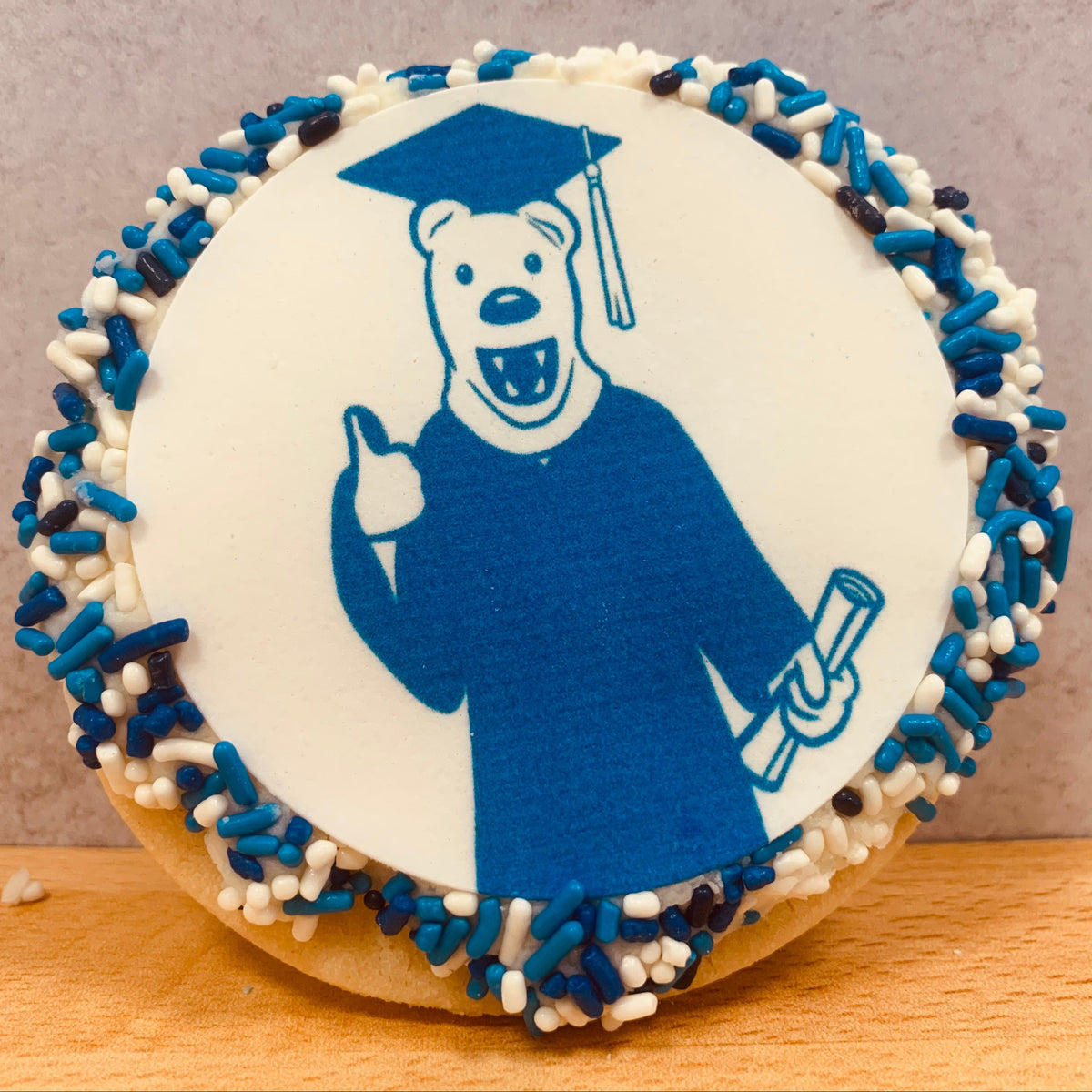 Graduation Lion Cookie, Individual – Penn State Bakery